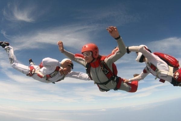 Zelfstandig leren (solo) Parachutespringen doe je bij Paracentrum Texel