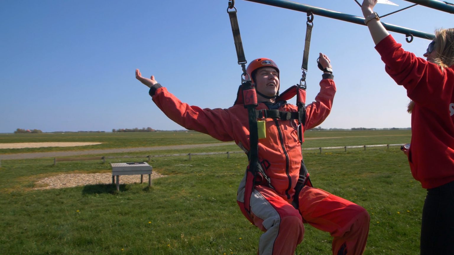 SLC: Static Line Course - Paracentrum Texel - Parachute springen